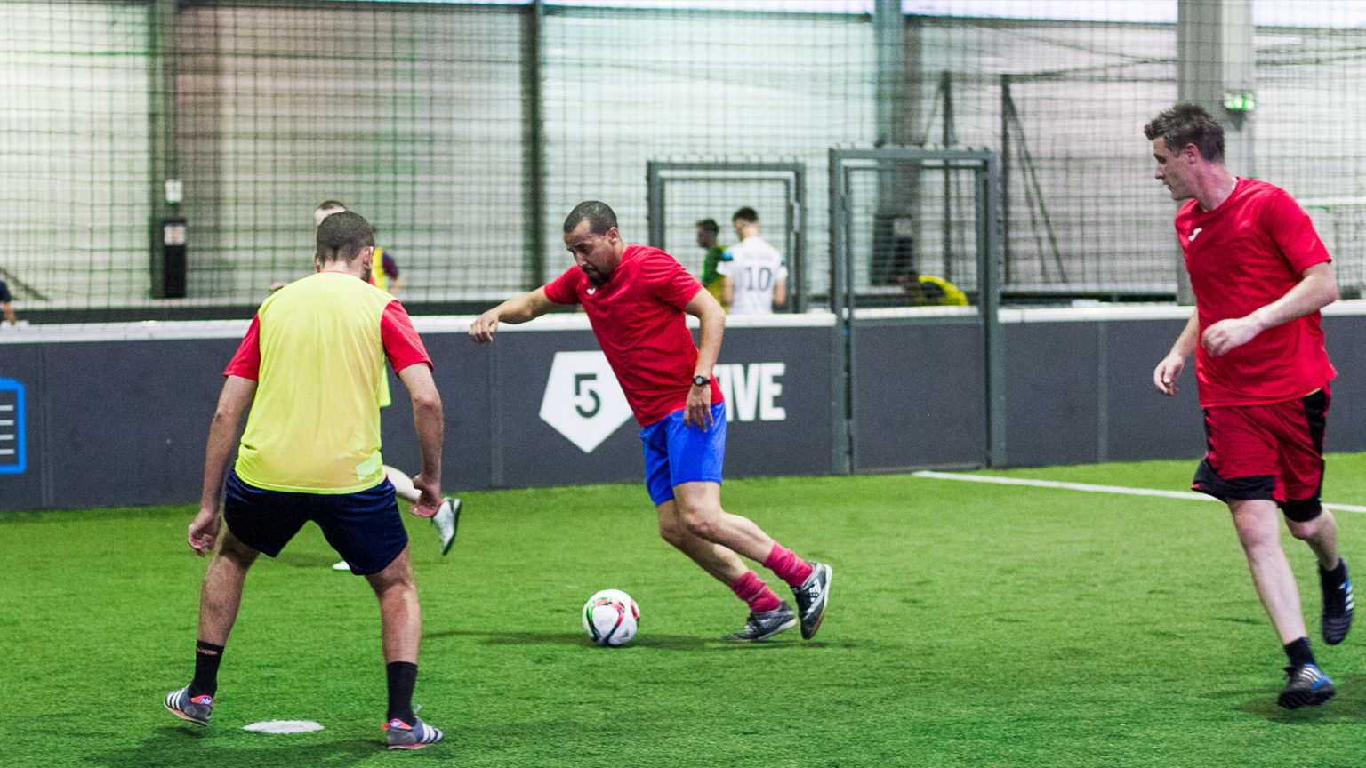 Le Foot 5 Foot Indoor Paris Est En Pleine Expension Sportigoo fr le-foot-5-foot-indoor-paris-est-en-pleine-expension-sportigoo-fr